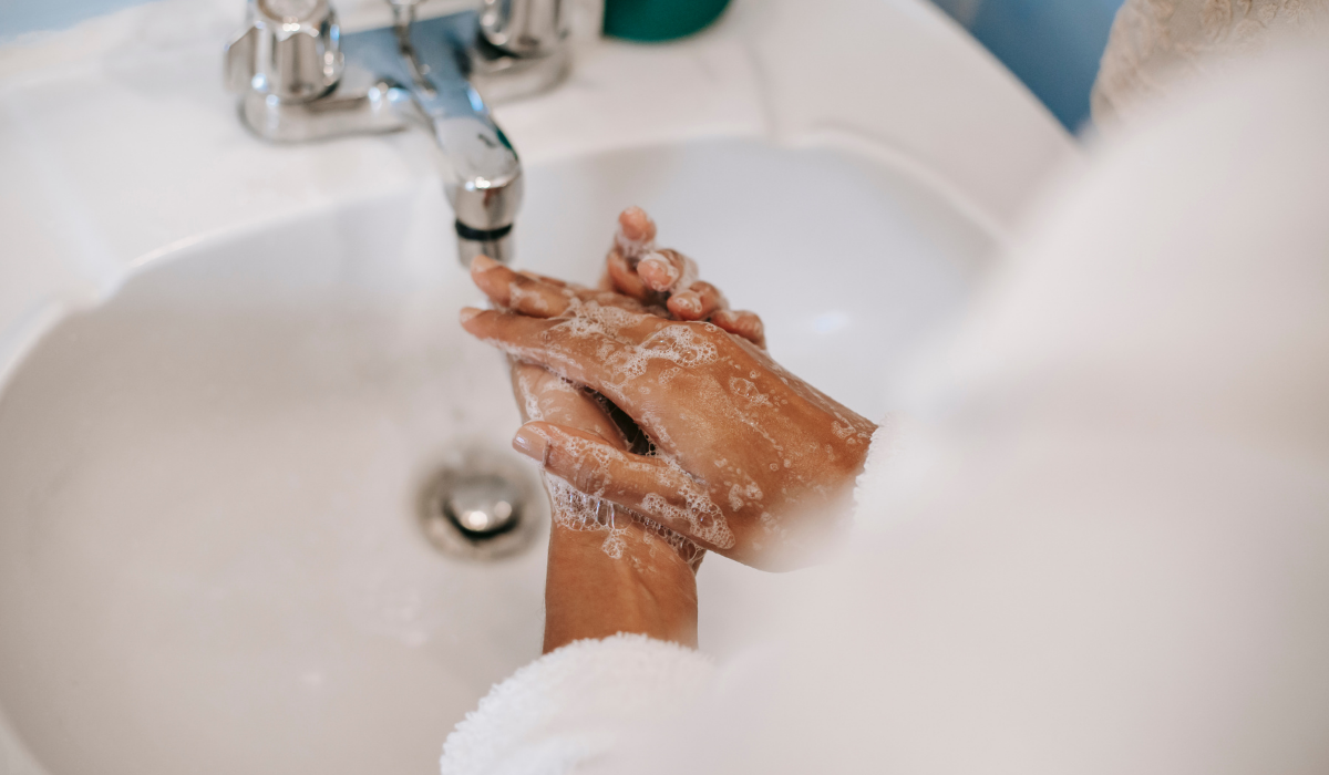 How is C. Diff Spread? Understanding Transmission and Preventing ...